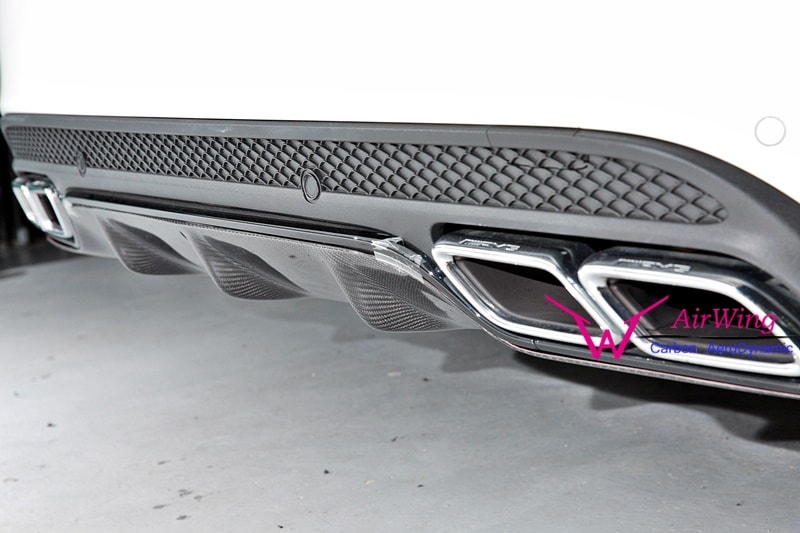 AIRWING CO.,LTD. - Products - W205 C63 Sedan - 3-Fins style Carbon Rear ...