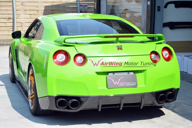 AIRWING CO.,LTD. - Products - Nissan GTR R35 - VORSTEINER style Carbon ...